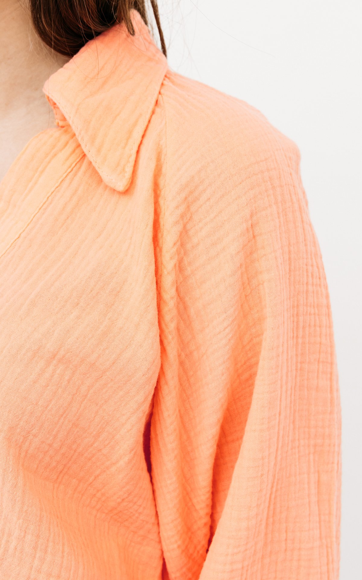 Katoenen Blouse Met V hals Guts Gusto GUTSGUSTO COM katoenen-blouse-met-v-hals-guts-gusto-gutsgusto-com
