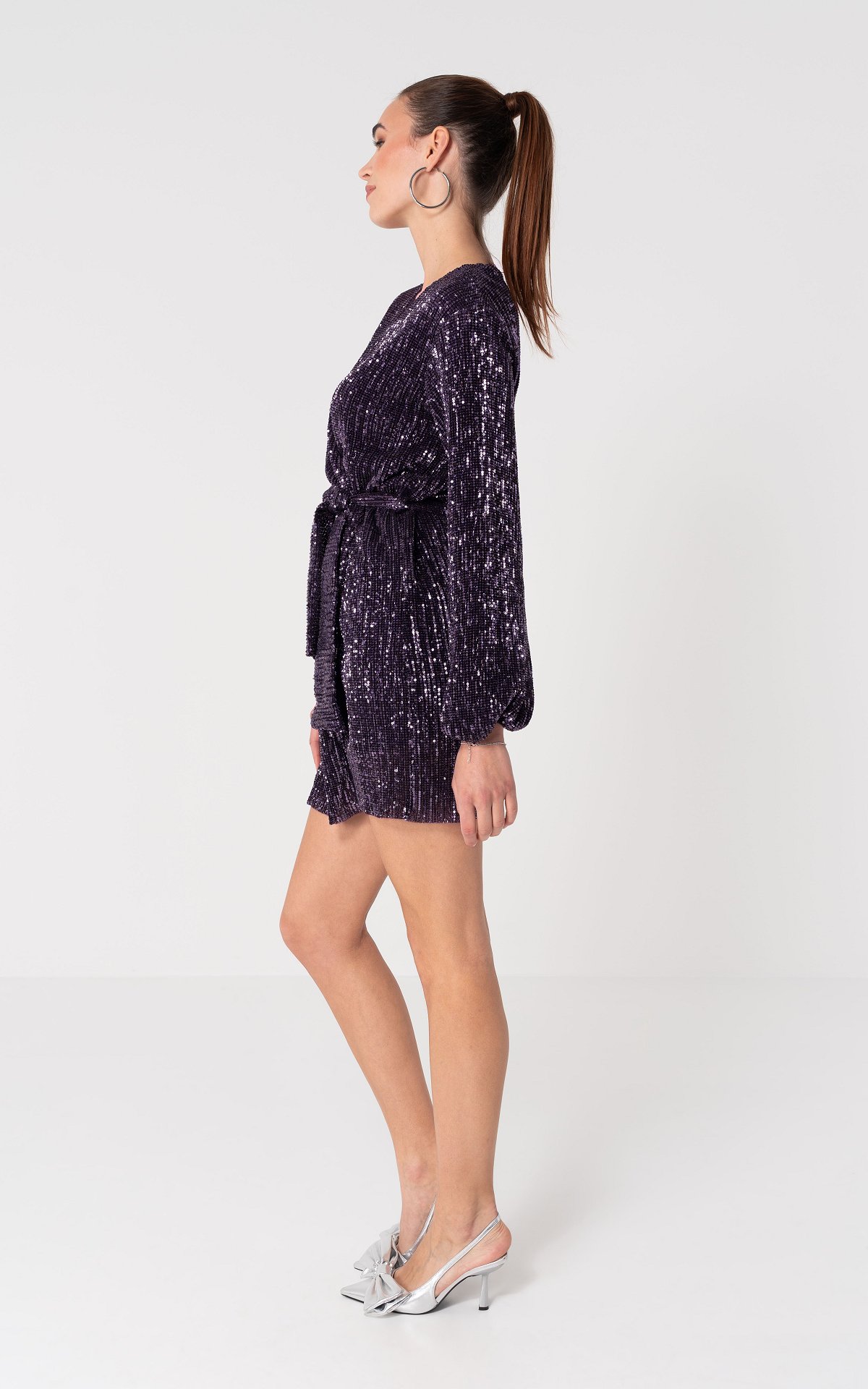 Kleid mit Pailetten und Bindeschleife - Lila | Guts & Gusto